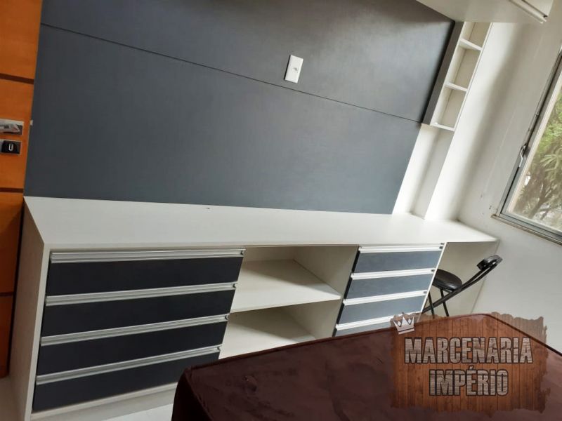 Raque c/ Painel | Moveis Planejados - Barra da Tijuca - RJ